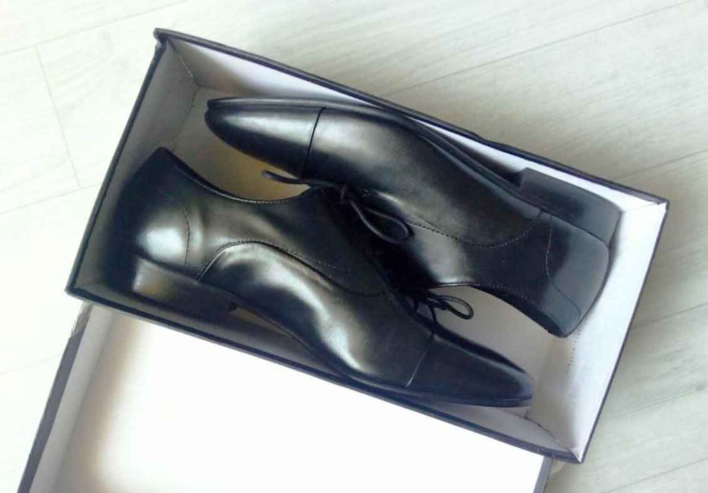 8 Smart Tips To Get Your Shoes Neat & Organized - Style Degree