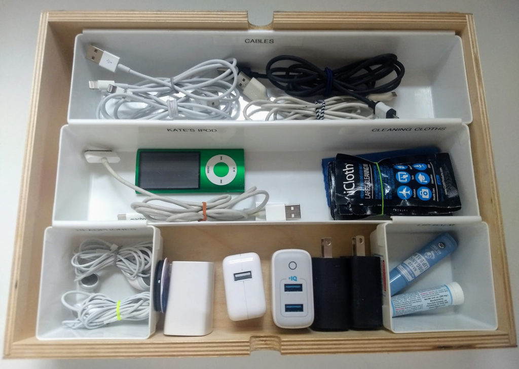 Label drawer organizers for different cables - StyleMag - Style Degree