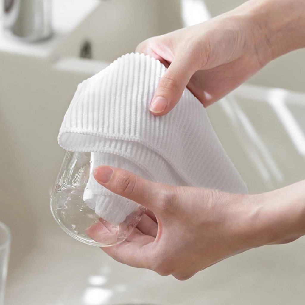 What Cutting Board Should I Use: Pros & Cons - Style Degree