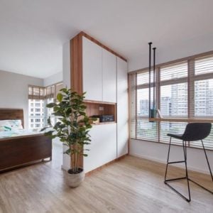 Floating Standing Table - StyleMag - Style Degree