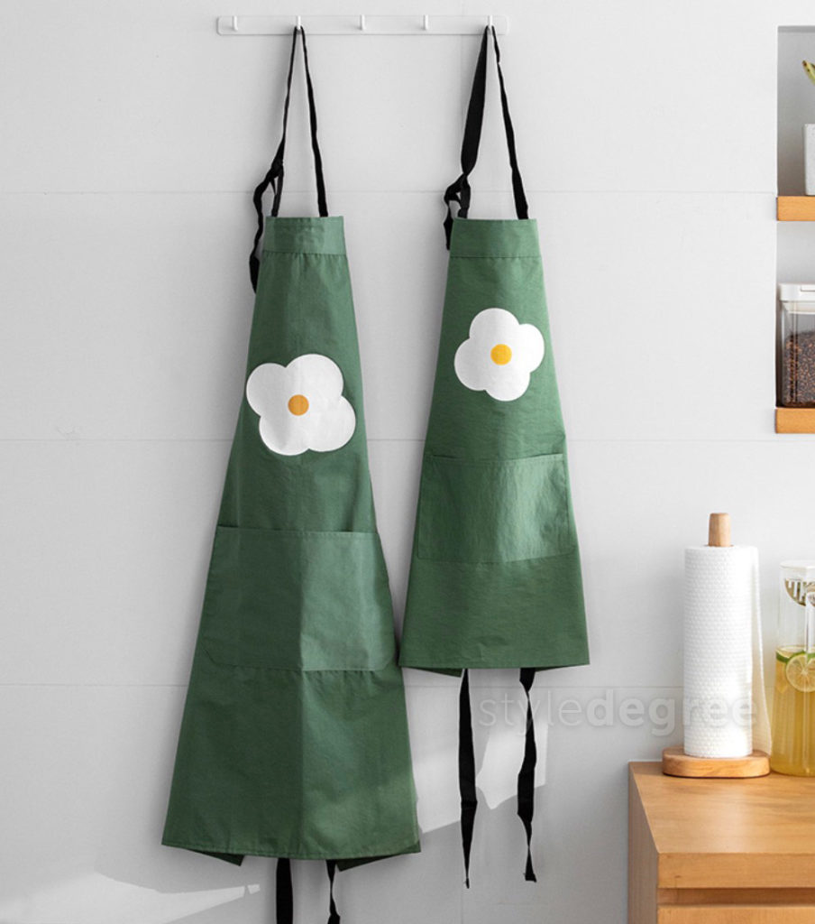 Family & Kids Kitchen Apron | Cook With Children | Style Degree