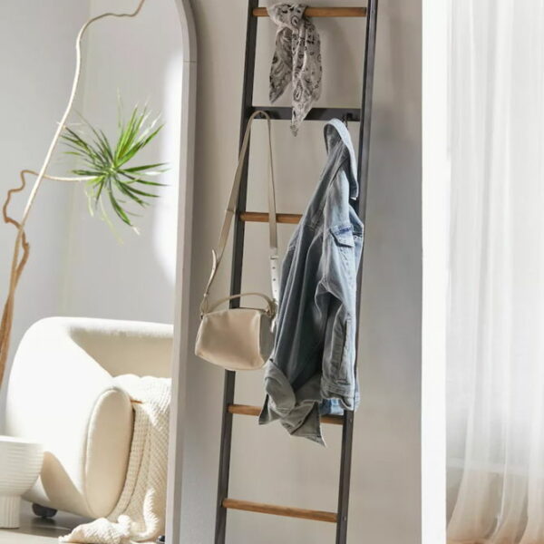 9 Unique Ways To Use A Decorative Ladder - Style Degree